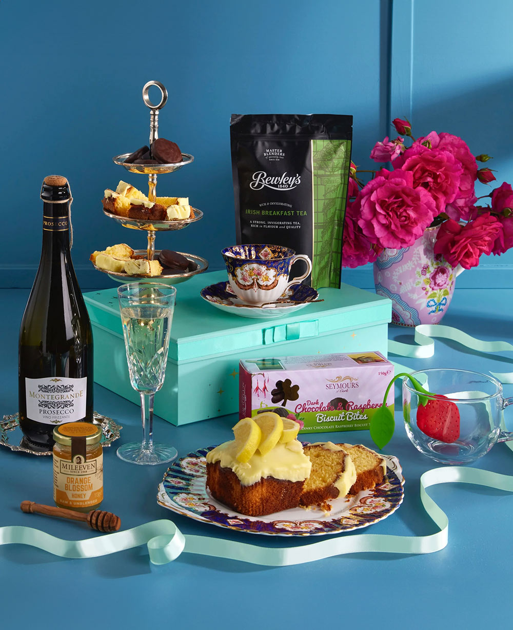 Product presentation may vary slightly. Please refer to the contents ...